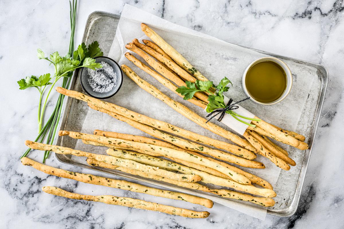 Kräuter-Grissini - Rezepte | fooby.ch