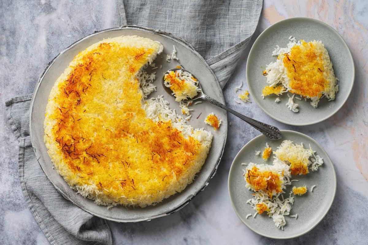 Persischer Reis mit Kruste (Chelo mit Tahdig) - Rezepte | fooby.ch