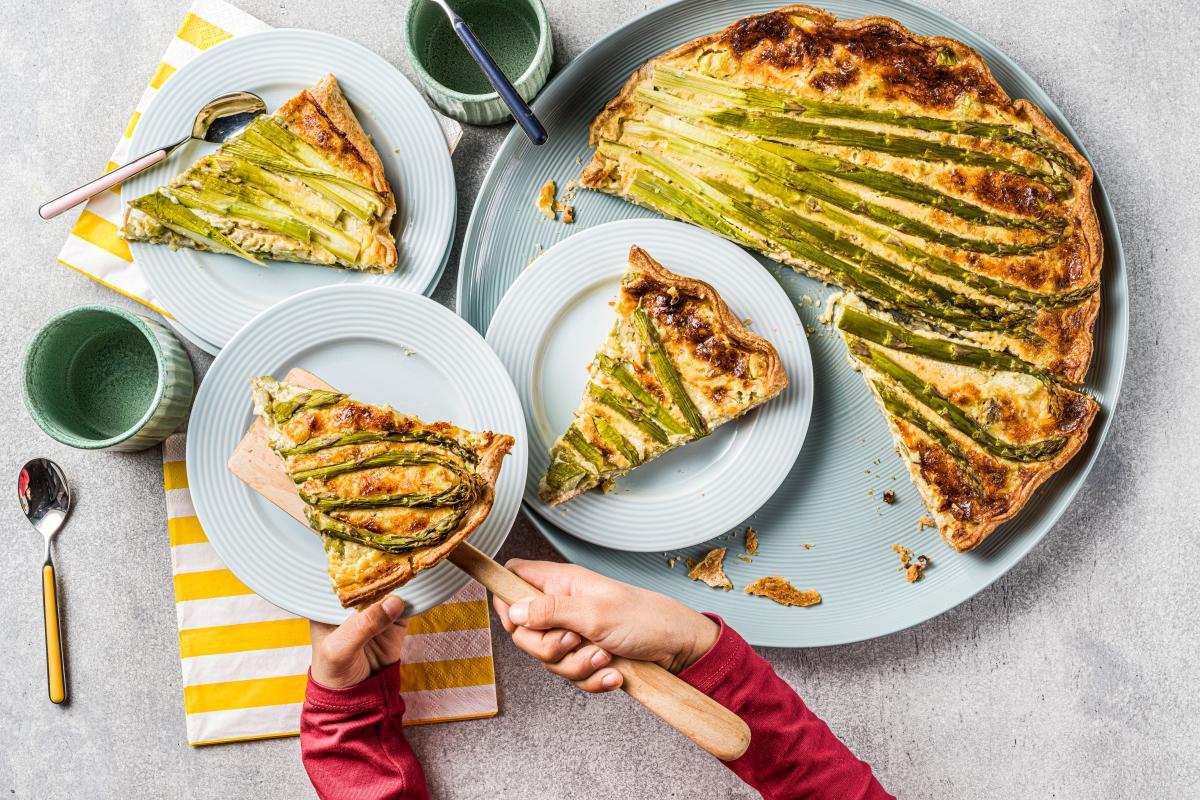 Tarte aux asperges et au fromage - Recette | little FOOBY
