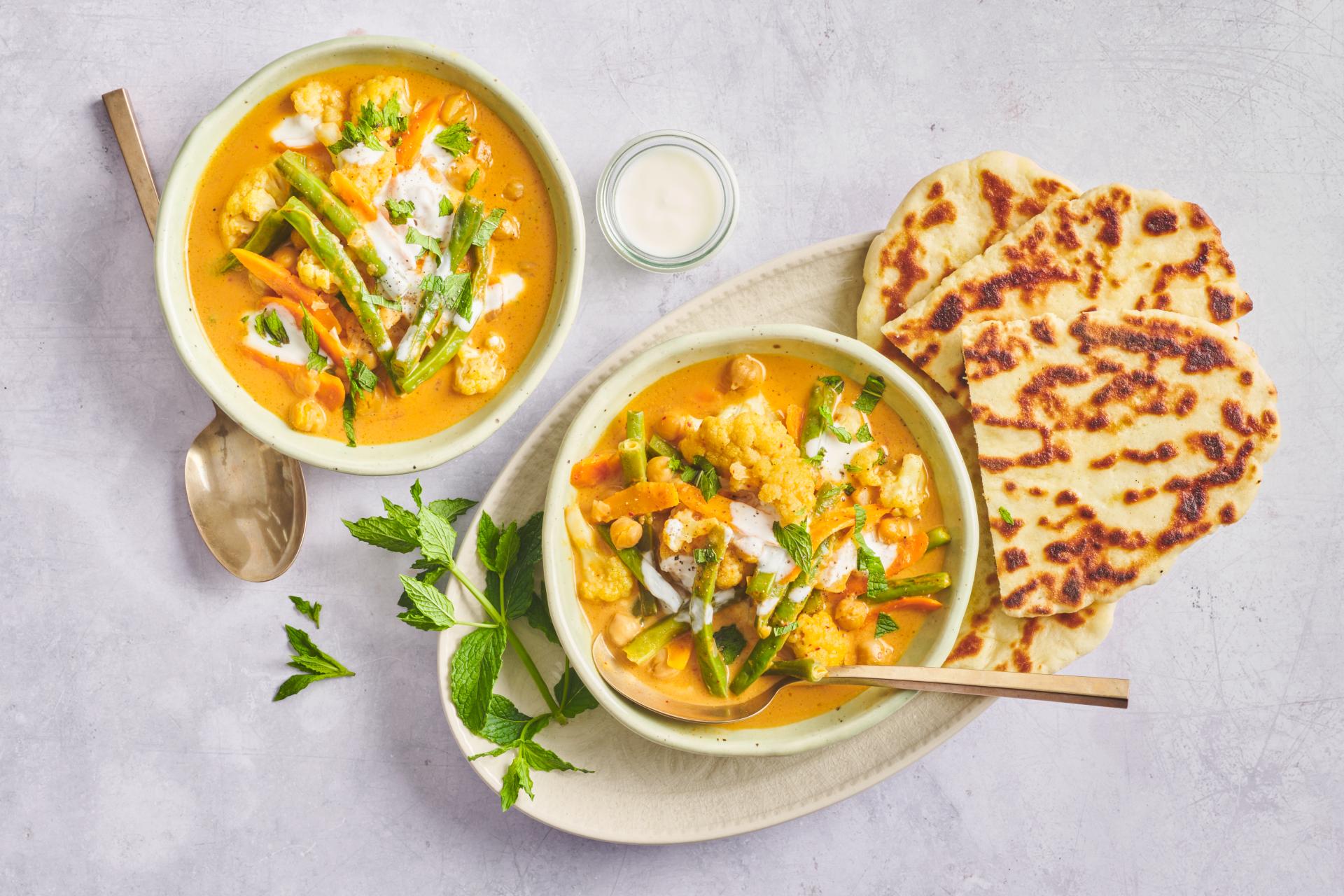 Curry Naan Indian Bread A Guide To The Breads Of India Sukhi's