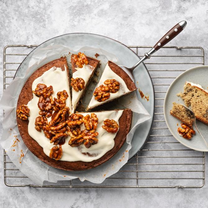 Banana and miso cake | desserts | coop.ch