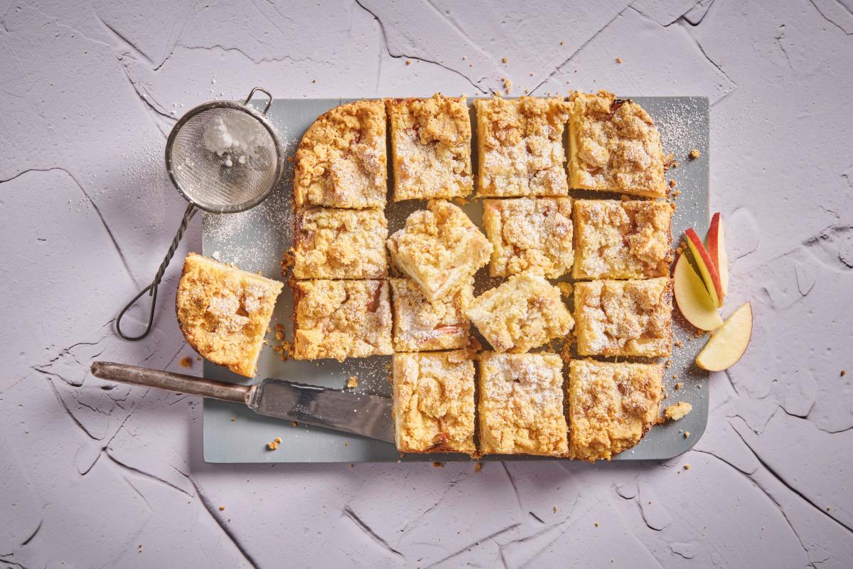 Rhabarber-Apfel-Streusel - Rezepte | fooby.ch