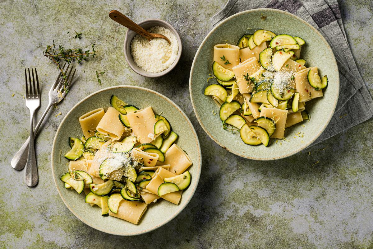 Pasta mit Zucchetti - Rezepte | fooby.ch