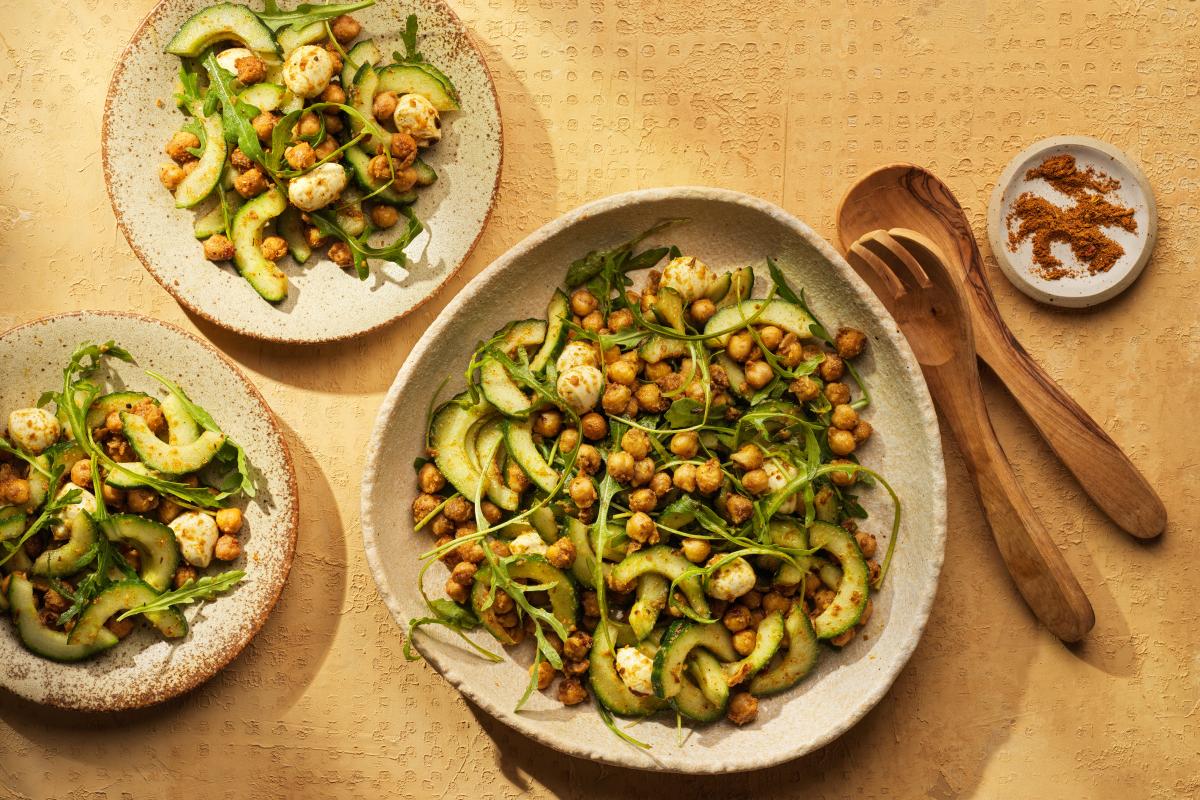 Salade de concombres aux pois chiches - Recette | fooby.ch