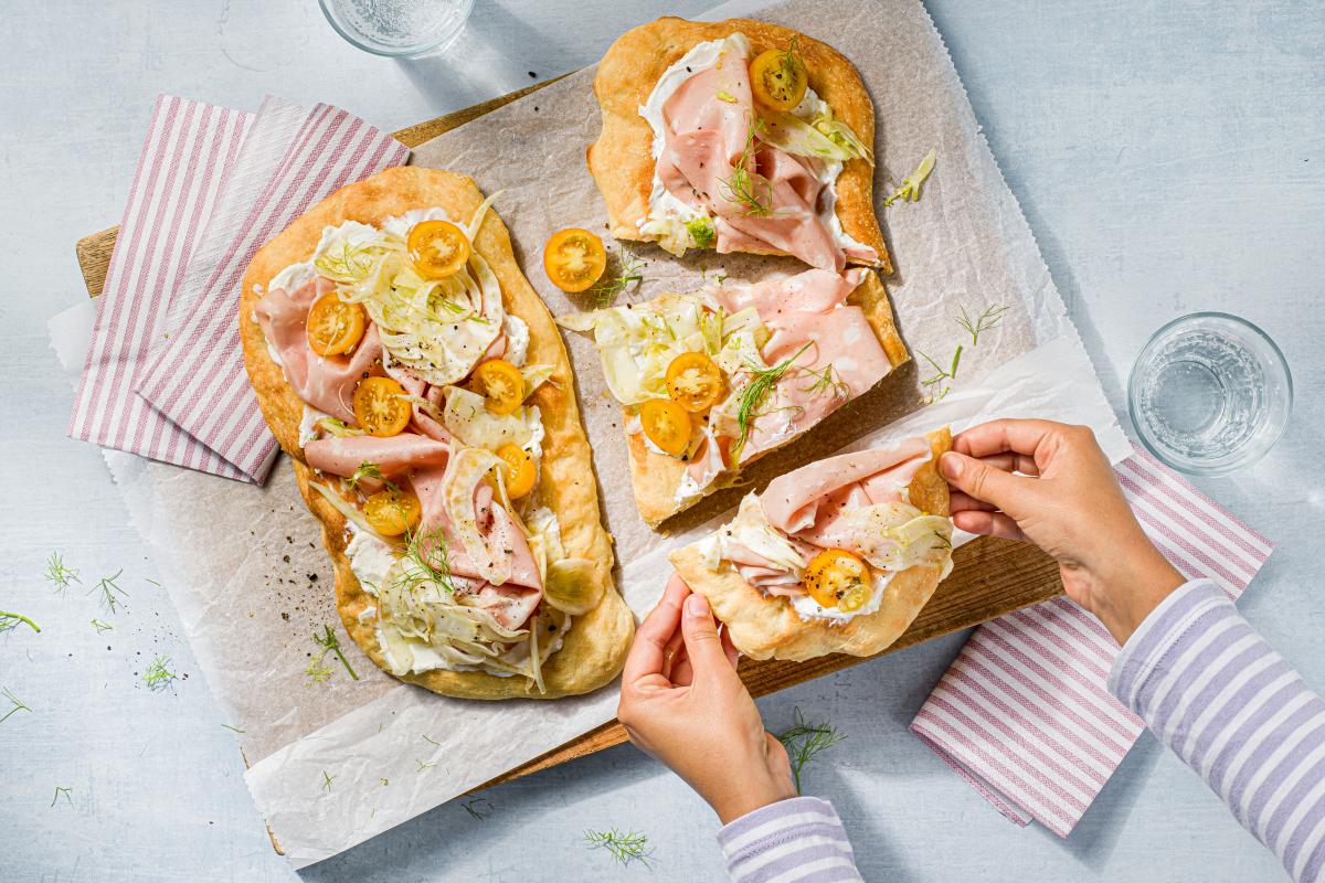 Pinsa au fenouil et à la mortadelle - Recette | little FOOBY